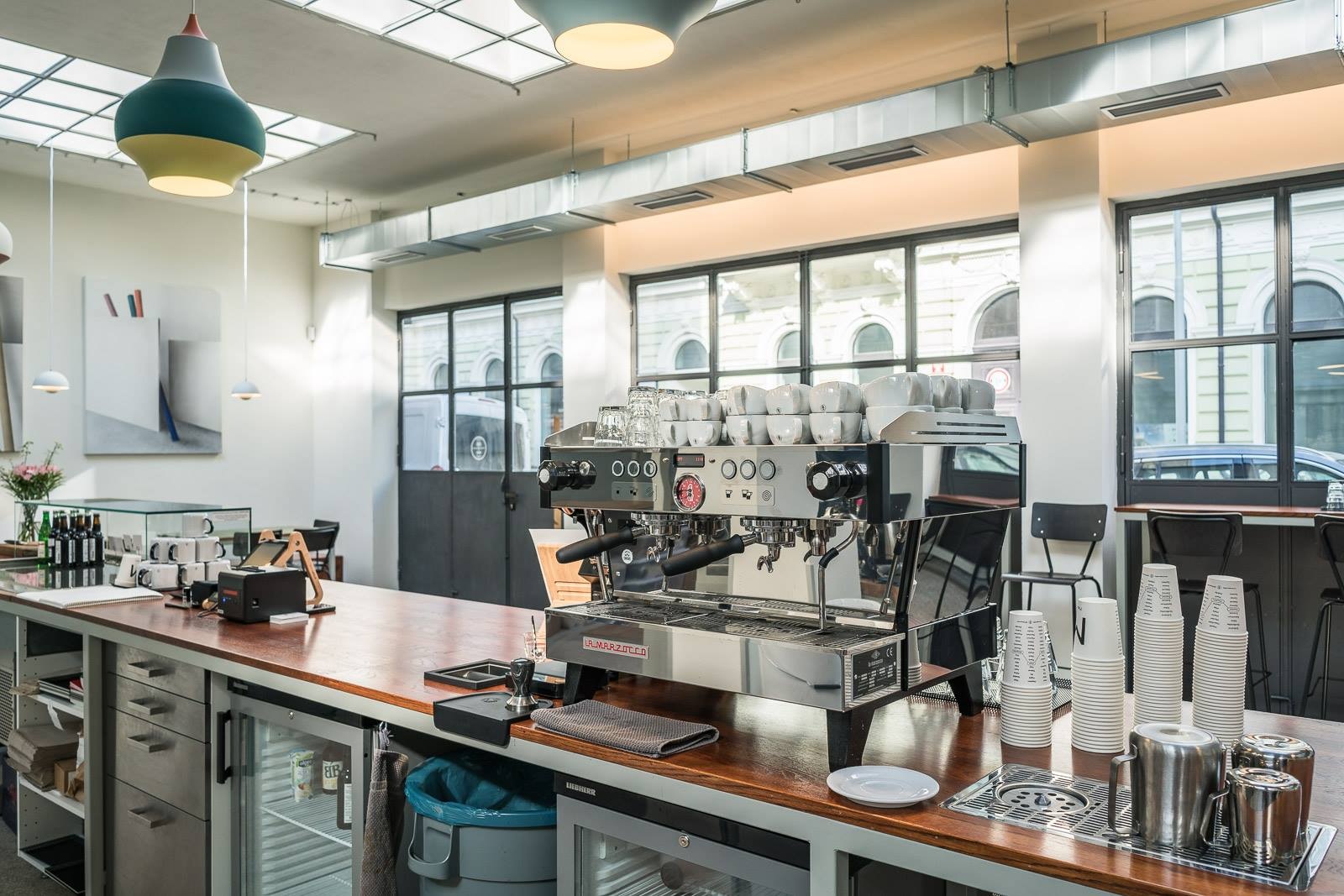 EMA espresso bar Světova